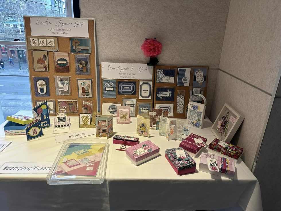 Berry Burst Just My Type Paper Florist Card, Gift Box and Tag - What ...